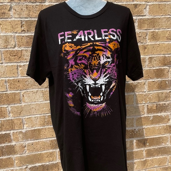 Rags and Couture | Tops | Fearless Tiger Tshirt | Poshmark